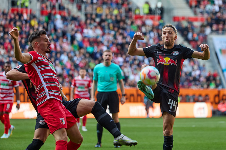 3:3 nach 3:0: FCA vergibt Führung kurz vor Schluss - News Augsburg ... 3:3 nach 3:0: FCA vergibt Führung kurz vor Schluss - News Augsburg ...